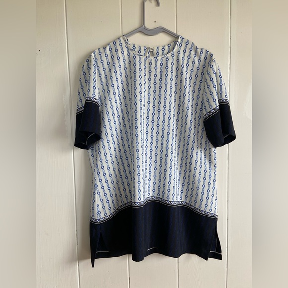 unsure | Tops | T4a Navywhite Geometric Chainlink Blouse | Poshmark